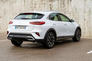 Balts Kia XCeed 2023 Viļņa, ar dzinēja tilpumu 1.60 L un nobraukumu 184 tūkst. km par 12900 €, foto 9 vietnē AUTOMOTO.COM.LV