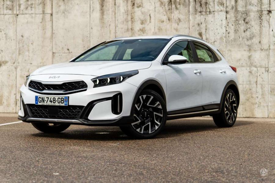Balts Kia XCeed 2023 Viļņa, ar dzinēja tilpumu 1.60 L un nobraukumu 184 tūkst. km par 12900 €, foto 15 vietnē AUTOMOTO.COM.LV