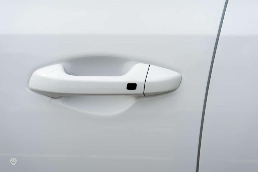 Balts Kia XCeed 2023 Viļņa, ar dzinēja tilpumu 1.60 L un nobraukumu 184 tūkst. km par 12900 €, foto 17 vietnē AUTOMOTO.COM.LV