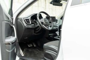Balts Kia XCeed 2023 Viļņa, ar dzinēja tilpumu 1.60 L un nobraukumu 184 tūkst. km par 12900 €, foto 18 vietnē AUTOMOTO.COM.LV