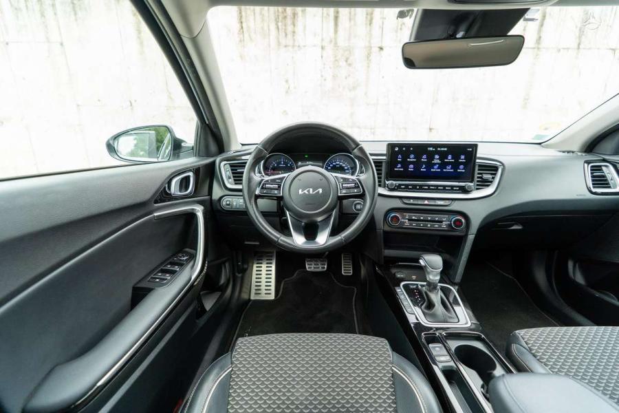 Balts Kia XCeed 2023 Viļņa, ar dzinēja tilpumu 1.60 L un nobraukumu 184 tūkst. km par 12900 €, foto 20 vietnē AUTOMOTO.COM.LV