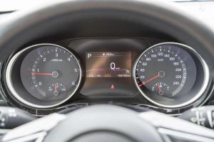 Balts Kia XCeed 2023 Viļņa, ar dzinēja tilpumu 1.60 L un nobraukumu 184 tūkst. km par 12900 €, foto 24 vietnē AUTOMOTO.COM.LV