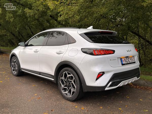 Balts Kia XCeed 2024 Viļņa, ar dzinēja tilpumu 1.50 L un nobraukumu 37 tūkst. km par 20900 €, foto 4 vietnē AUTOMOTO.COM.LV