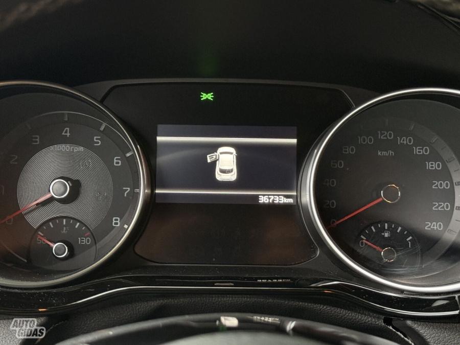 White Kia XCeed 2024 in Vilnius, with an engine capacity of 1.50 L and mileage of 37 thousand km for 20900 €, photo 17 on AUTOMOTO.COM.LV
