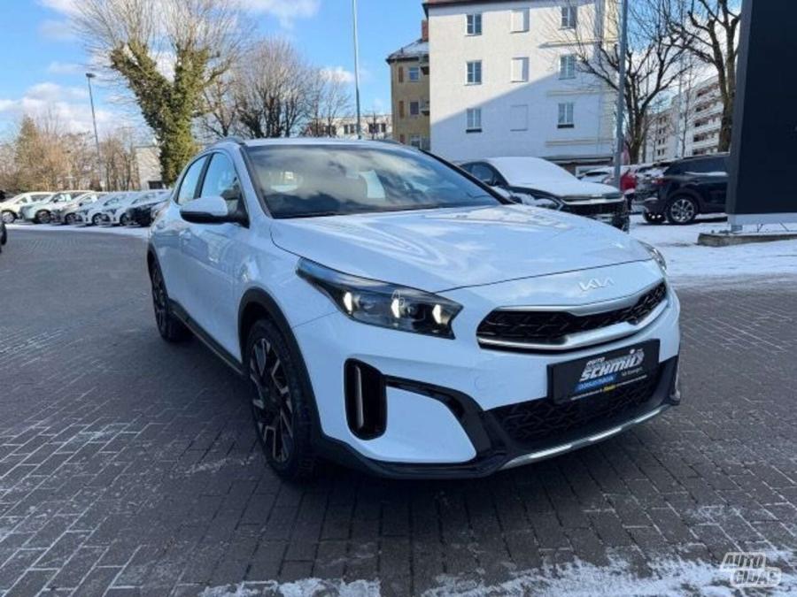 Balts Kia XCeed 2025 Kauņa, ar dzinēja tilpumu 1.40 L un nobraukumu 14 tūkst. km par 27972 €, foto 4 vietnē AUTOMOTO.COM.LV