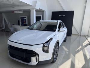 Balts Kia XCeed 2026 Šauļi, ar dzinēja tilpumu 1.60 L un nobraukumu 0 tūkst. km par 26000 €, foto  vietnē AUTOMOTO.COM.LV