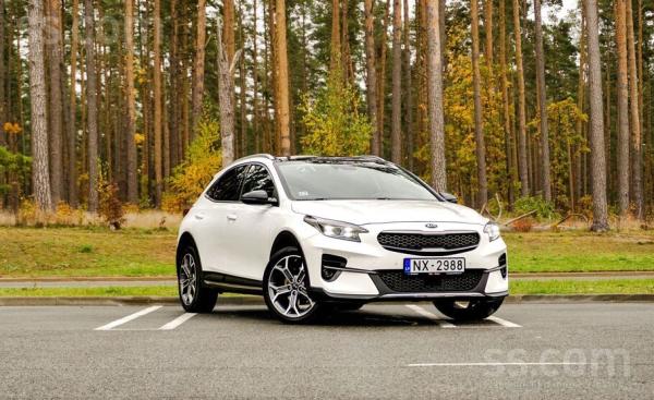Balts Kia XCeed 2021 Rīga, ar dzinēja tilpumu 1.60 L un nobraukumu 113 tūkst. km par 19590 €, foto 2 vietnē AUTOMOTO.COM.LV