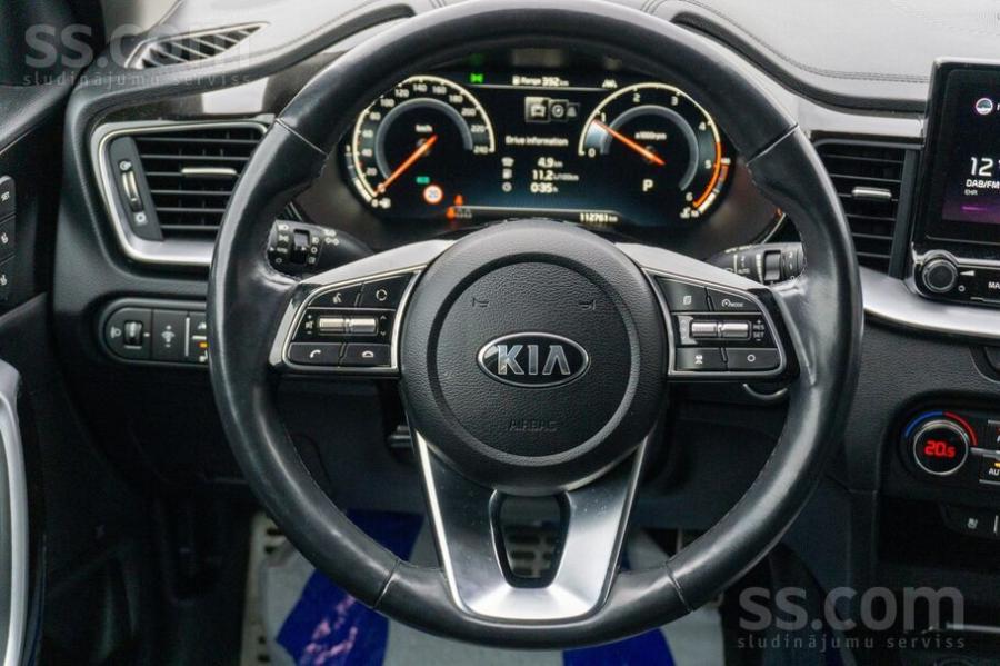 Balts Kia XCeed 2021 Rīga, ar dzinēja tilpumu 1.60 L un nobraukumu 113 tūkst. km par 19590 €, foto 14 vietnē AUTOMOTO.COM.LV