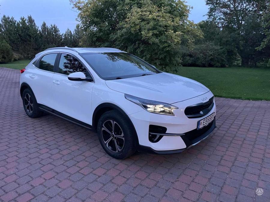 Balts Kia XCeed 2022 Kėdainiai, ar dzinēja tilpumu 1.60 L un nobraukumu 125 tūkst. km par 16500 €, foto 4 vietnē AUTOMOTO.COM.LV