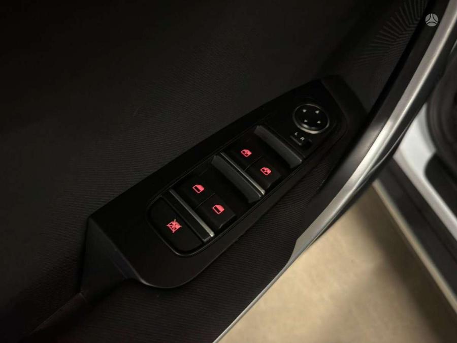 Balts Kia XCeed 2023 Viļņa, ar dzinēja tilpumu 1.50 L un nobraukumu 112 tūkst. km par 16900 €, foto 12 vietnē AUTOMOTO.COM.LV