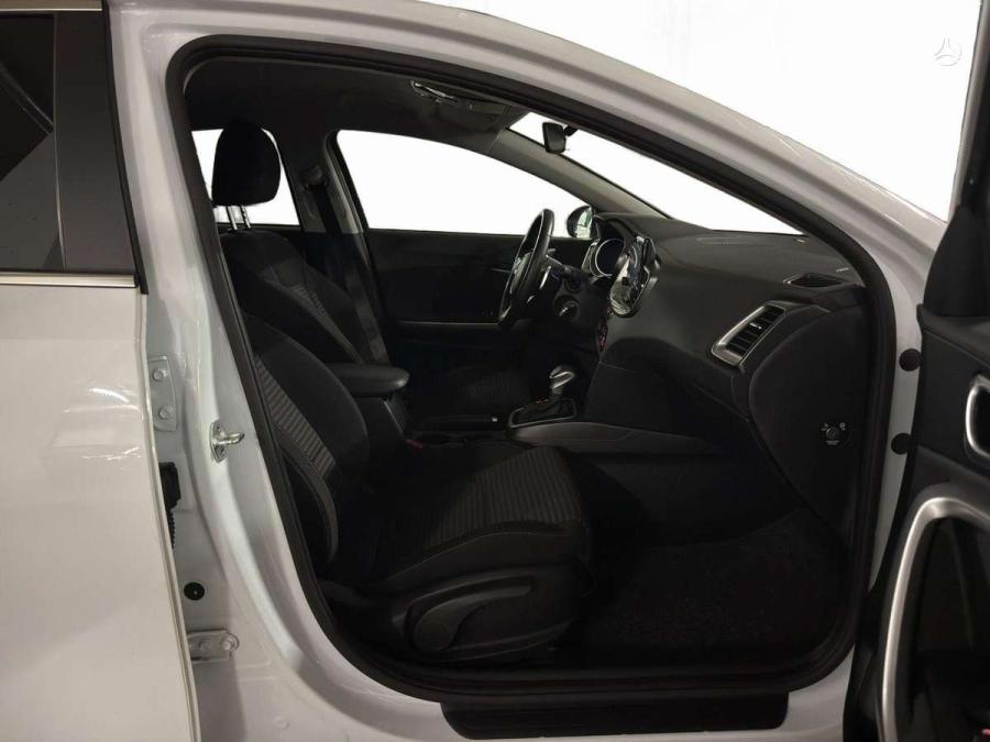 Balts Kia XCeed 2023 Viļņa, ar dzinēja tilpumu 1.50 L un nobraukumu 112 tūkst. km par 16900 €, foto 15 vietnē AUTOMOTO.COM.LV