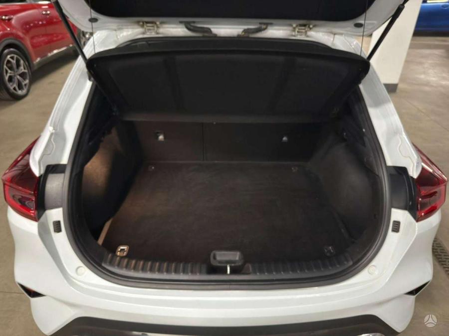 Balts Kia XCeed 2023 Viļņa, ar dzinēja tilpumu 1.50 L un nobraukumu 112 tūkst. km par 16900 €, foto 19 vietnē AUTOMOTO.COM.LV
