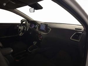 Balts Kia XCeed 2023 Viļņa, ar dzinēja tilpumu 1.50 L un nobraukumu 112 tūkst. km par 16900 €, foto 22 vietnē AUTOMOTO.COM.LV