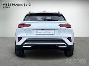 Balts Kia XCeed 2024 Rīga, ar dzinēja tilpumu 1.50 L un nobraukumu 45 tūkst. km par 19990 €, foto 5 vietnē AUTOMOTO.COM.LV