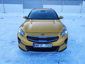 Yellow Kia XCeed 2019 in Kaunas, with an engine capacity of 1.60 L and mileage of 98 thousand km for 15000 €, photo 2 on AUTOMOTO.COM.LV