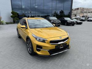 Yellow Kia XCeed 2020 in Telschi, with an engine capacity of 1.60 L and mileage of 149 thousand km for 11800 €, photo 12 on AUTOMOTO.COM.LV