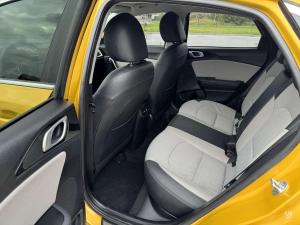 Yellow Kia XCeed 2020 in Telschi, with an engine capacity of 1.60 L and mileage of 149 thousand km for 11800 €, photo 20 on AUTOMOTO.COM.LV