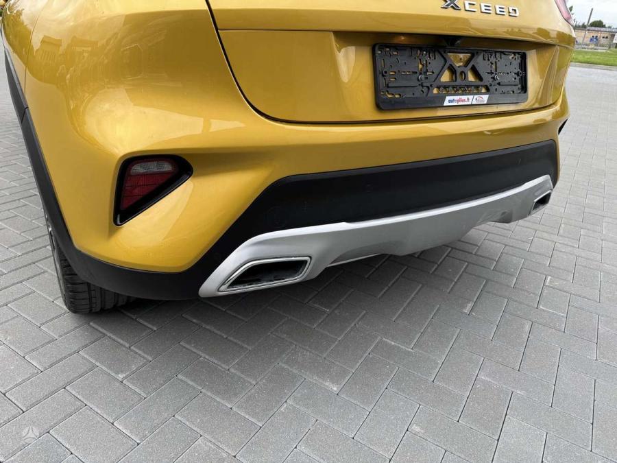 Yellow Kia XCeed 2020 in Telschi, with an engine capacity of 1.60 L and mileage of 149 thousand km for 11800 €, photo 22 on AUTOMOTO.COM.LV