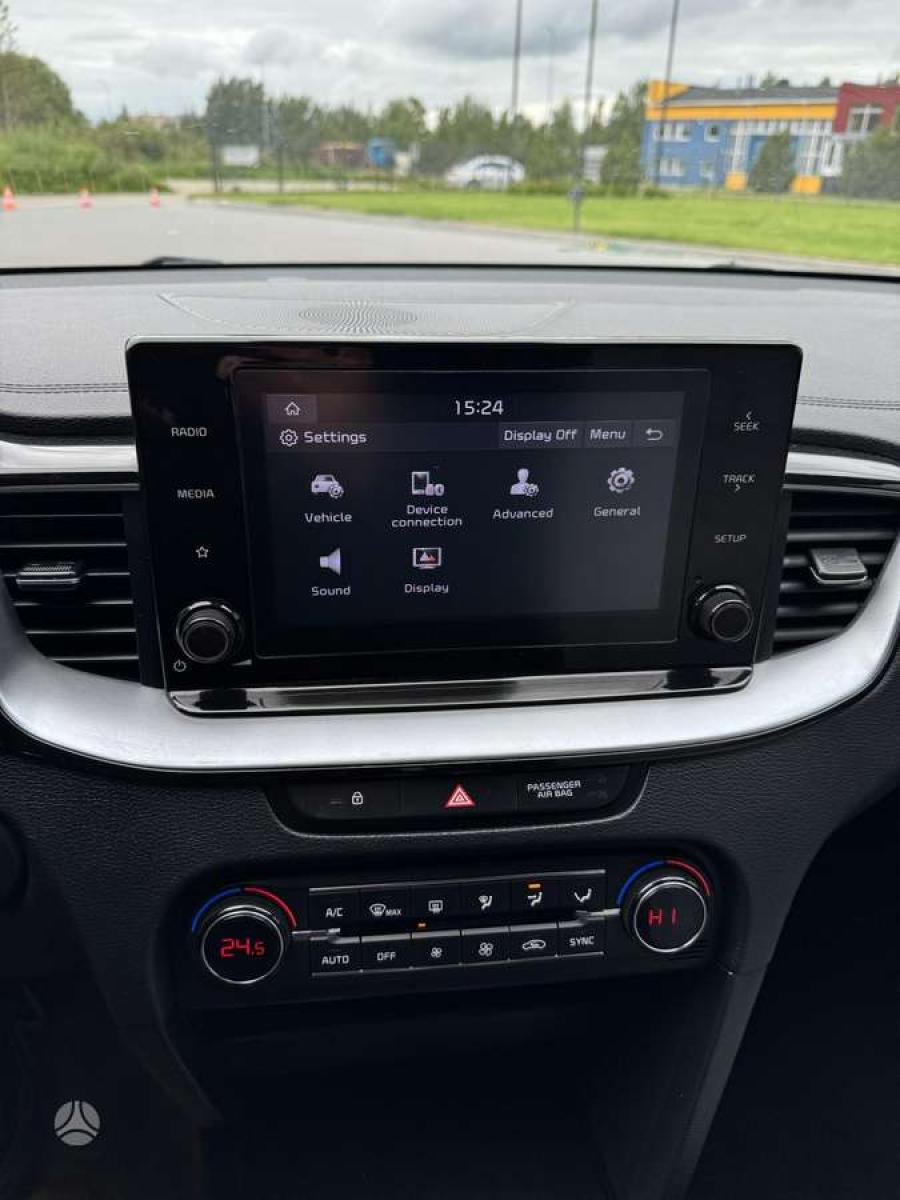 Yellow Kia XCeed 2020 in Telschi, with an engine capacity of 1.60 L and mileage of 149 thousand km for 11800 €, photo 34 on AUTOMOTO.COM.LV