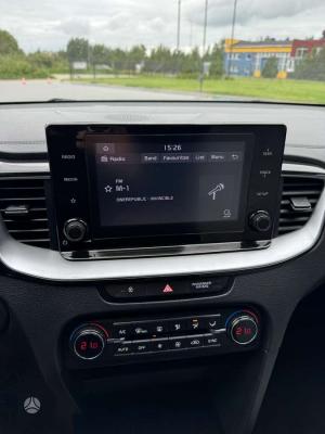 Yellow Kia XCeed 2020 in Telschi, with an engine capacity of 1.60 L and mileage of 149 thousand km for 11800 €, photo 41 on AUTOMOTO.COM.LV