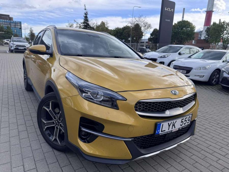 Желтый Киа XCeed 2020 в Шяуляй, объемом двигателя 1.59 л и пробегом 35 тыс. км за 18900 €, фото 4 на AUTOMOTO.COM.LV