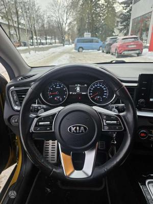 Yellow Kia XCeed 2021 in Klaipeda, with an engine capacity of 1.48 L and mileage of 86 thousand km for 18900 €, photo 6 on AUTOMOTO.COM.LV