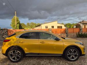Dzeltens Kia XCeed 2021 Marijampole, ar dzinēja tilpumu 1.60 L un nobraukumu 147 tūkst. km par 14400 €, foto 7 vietnē AUTOMOTO.COM.LV
