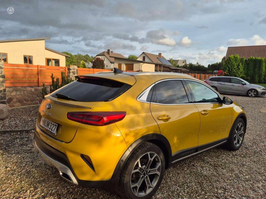 Dzeltens Kia XCeed 2021 Marijampole, ar dzinēja tilpumu 1.60 L un nobraukumu 147 tūkst. km par 14400 €, foto 8 vietnē AUTOMOTO.COM.LV