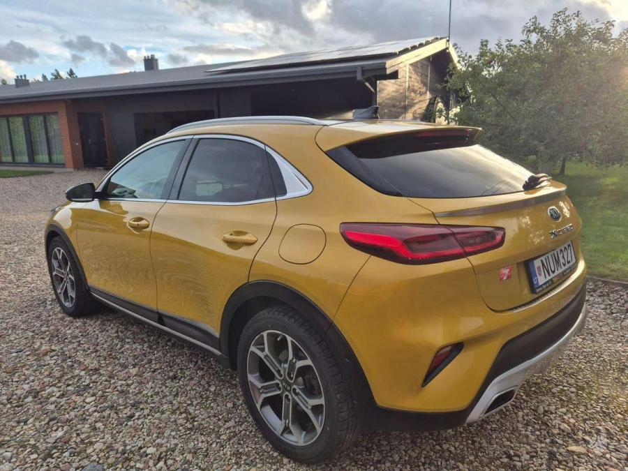 Dzeltens Kia XCeed 2021 Marijampole, ar dzinēja tilpumu 1.60 L un nobraukumu 147 tūkst. km par 14400 €, foto 10 vietnē AUTOMOTO.COM.LV