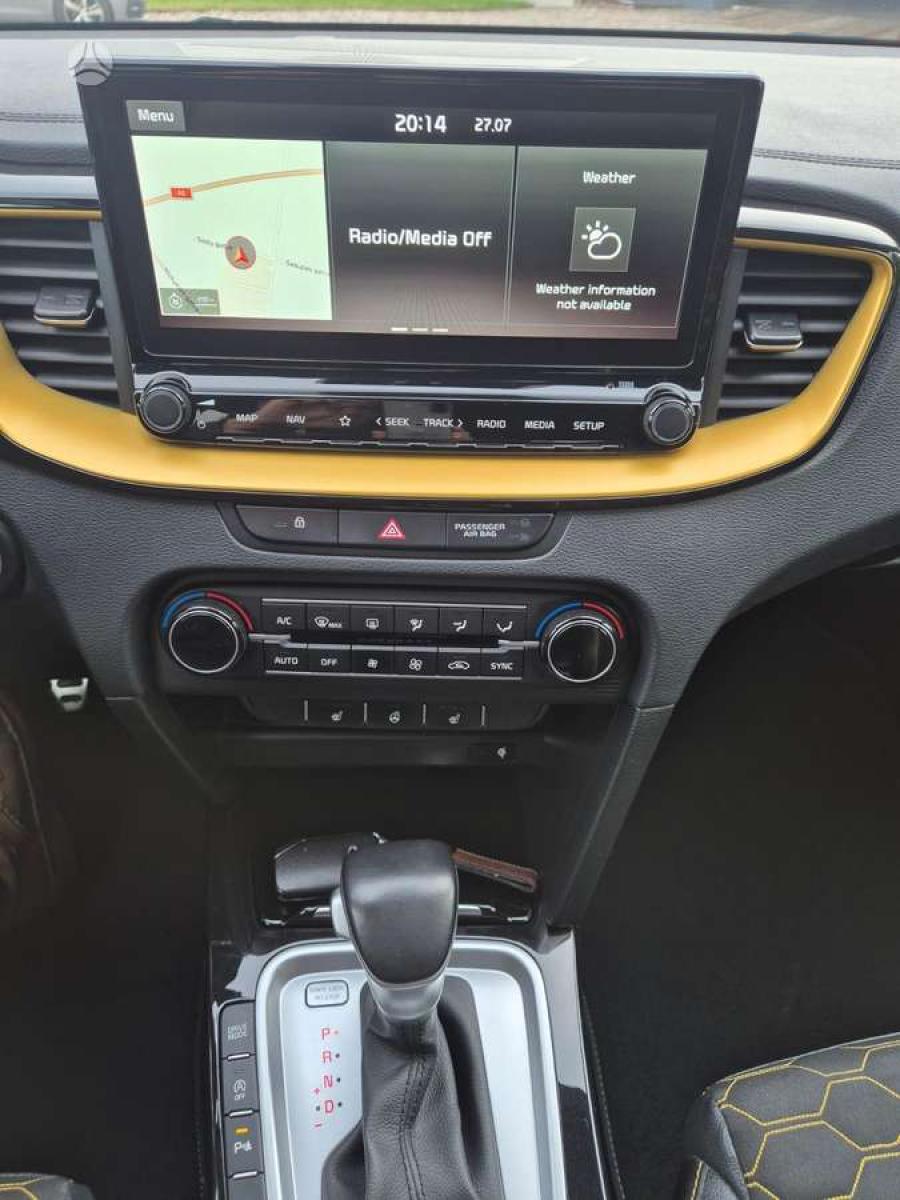 Dzeltens Kia XCeed 2021 Marijampole, ar dzinēja tilpumu 1.60 L un nobraukumu 147 tūkst. km par 14400 €, foto 24 vietnē AUTOMOTO.COM.LV