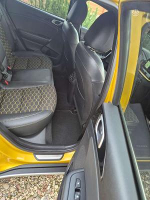 Dzeltens Kia XCeed 2021 Marijampole, ar dzinēja tilpumu 1.60 L un nobraukumu 147 tūkst. km par 14400 €, foto 31 vietnē AUTOMOTO.COM.LV