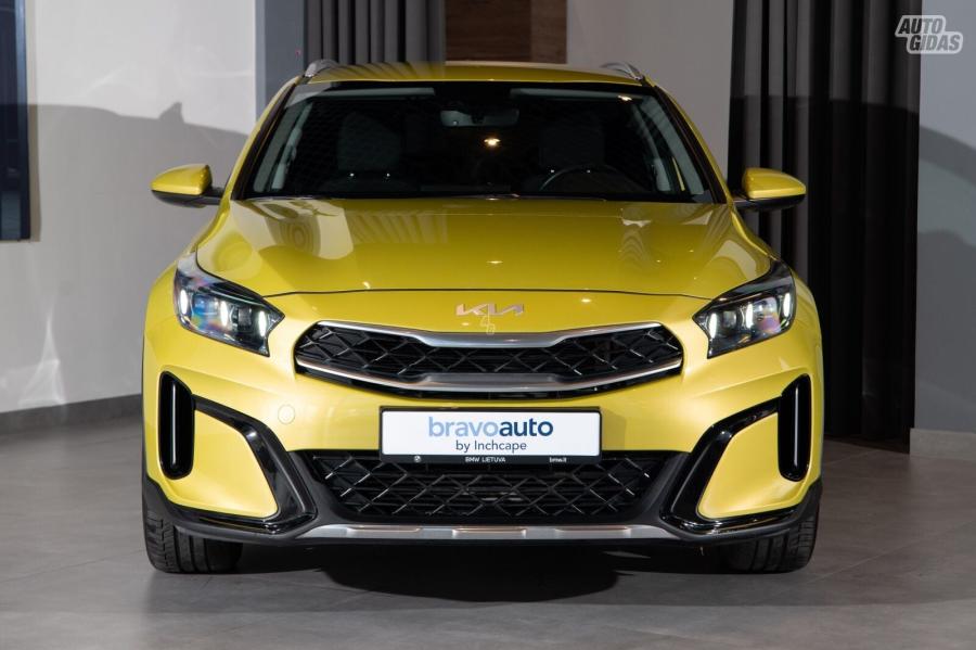 Dzeltens Kia XCeed 2024 Kauņa, ar dzinēja tilpumu 1.50 L un nobraukumu 15 tūkst. km par 21771 €, foto 3 vietnē AUTOMOTO.COM.LV