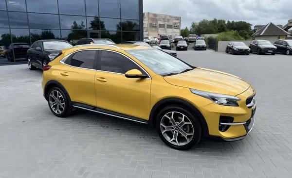 Dzeltens Kia XCeed 2020 Telšiai, ar dzinēja tilpumu 1.60 L un nobraukumu 149 tūkst. km par 11790 €, foto 2 vietnē AUTOMOTO.COM.LV