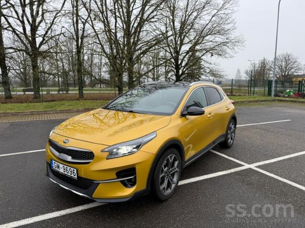 Dzeltens Kia XCeed 2021 Valmiera, ar dzinēja tilpumu 1.60 L un nobraukumu 150 tūkst. km par 12500 €, foto 1 vietnē AUTOMOTO.COM.LV