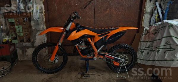 KTM 125 SX 2015 in Tukums, with an engine capacity of 0.13 L and mileage of 0 thousand km for 2300 €, photo 2 on AUTOMOTO.COM.LV