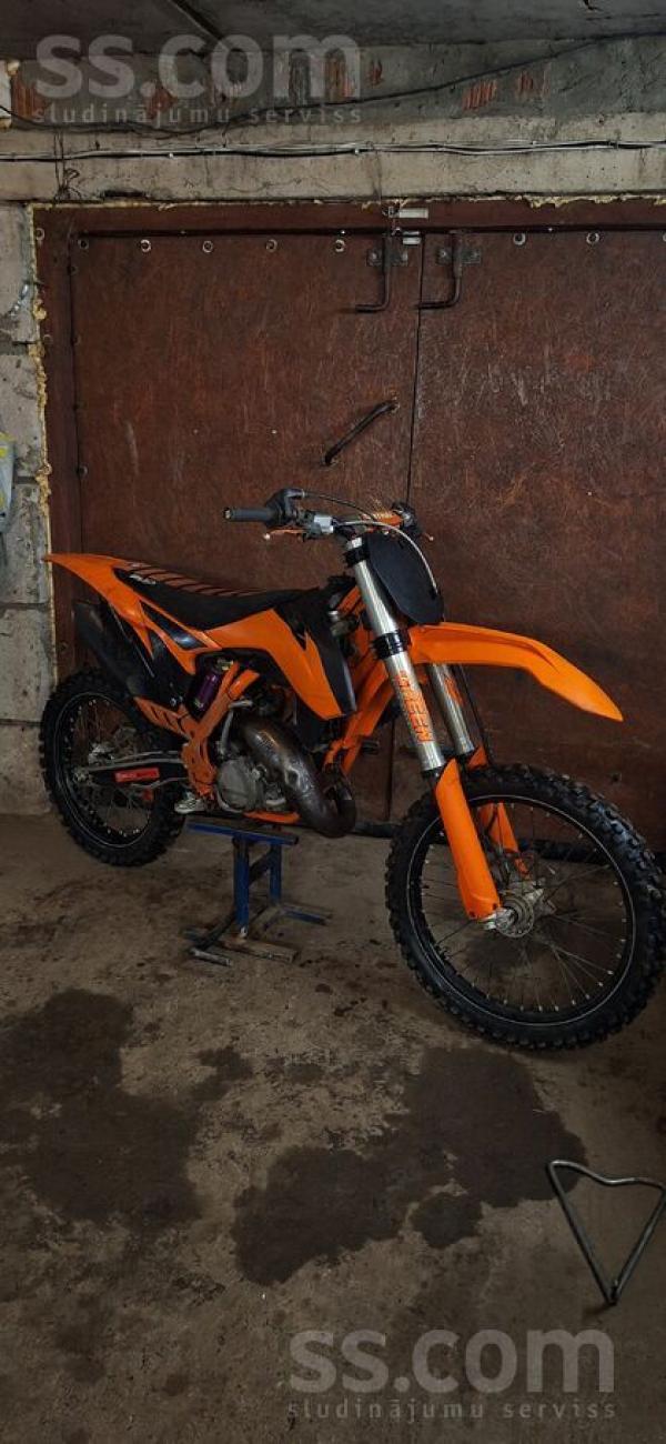 KTM 125 SX 2015 in Tukums, with an engine capacity of 0.13 L and mileage of 0 thousand km for 2300 €, photo 3 on AUTOMOTO.COM.LV