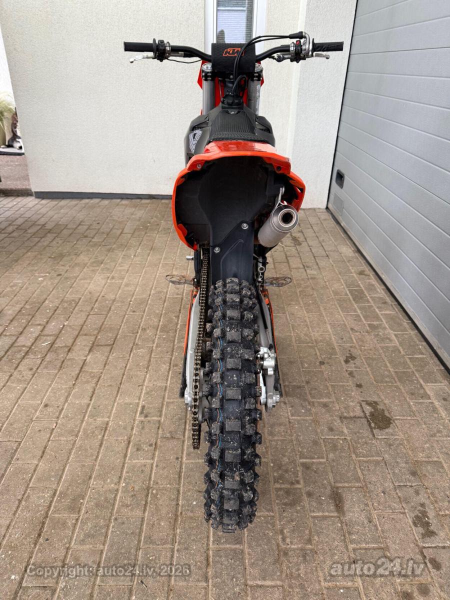 KTM 125 SX 2024 Tallina, ar dzinēja tilpumu 0.13 L un nobraukumu 70 tūkst. km par 4800 €, foto 6 vietnē AUTOMOTO.COM.LV