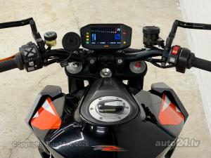 Черный КТМ 1290 Super Duke 2018 в Таллин, объемом двигателя 1.30 л и пробегом 48 тыс. км за 8490 €, фото 8 на AUTOMOTO.COM.LV