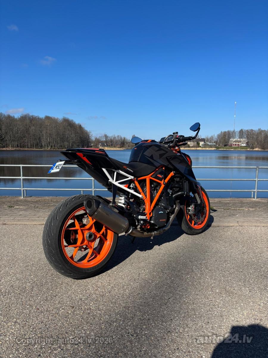 KTM 1290 Super Duke 2016 Pelva, ar dzinēja tilpumu 1.30 L un nobraukumu 24 tūkst. km par 8500 €, foto 4 vietnē AUTOMOTO.COM.LV