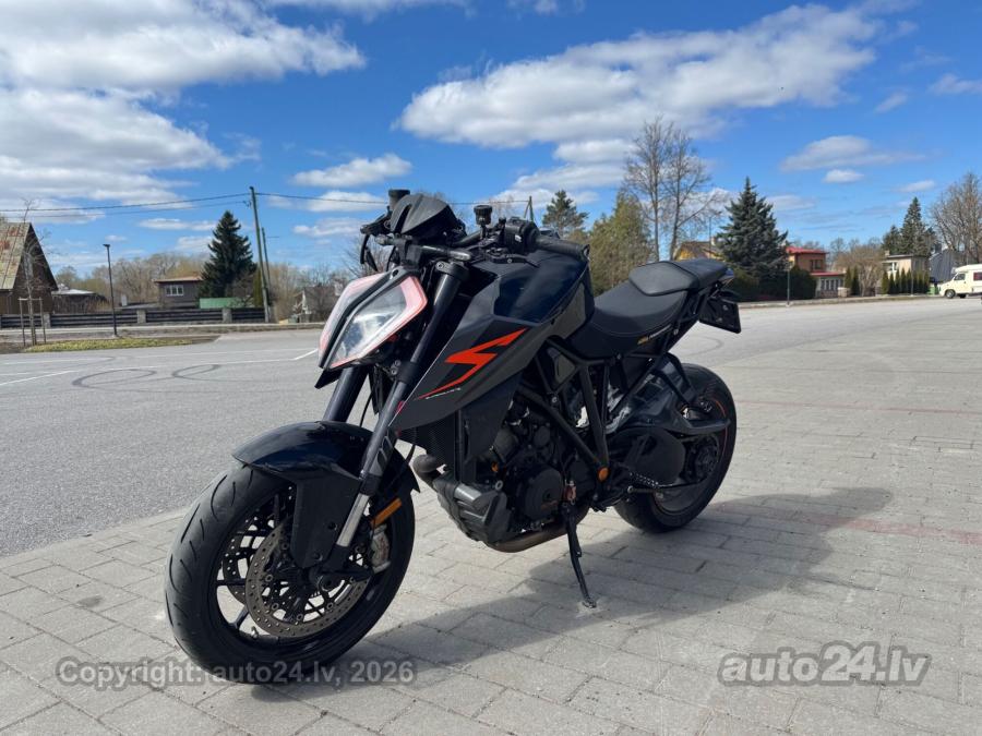 KTM 1290 Super Duke 2017 Tallina, ar dzinēja tilpumu 1.30 L un nobraukumu 0 tūkst. km par 8900 €, foto 1 vietnē AUTOMOTO.COM.LV