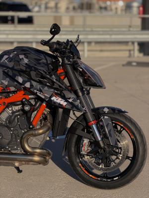 KTM 1290 Super Duke 2021 in Vilnius, with an engine capacity of 0.80 L and mileage of 3 thousand km for 12500 €, photo 5 on AUTOMOTO.COM.LV