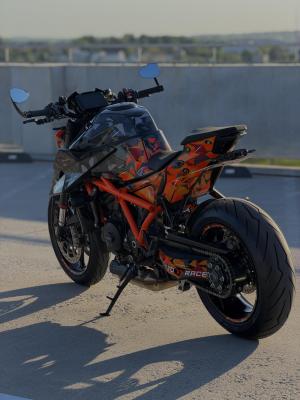 KTM 1290 Super Duke 2021 in Vilnius, with an engine capacity of 0.80 L and mileage of 3 thousand km for 12500 €, photo 12 on AUTOMOTO.COM.LV