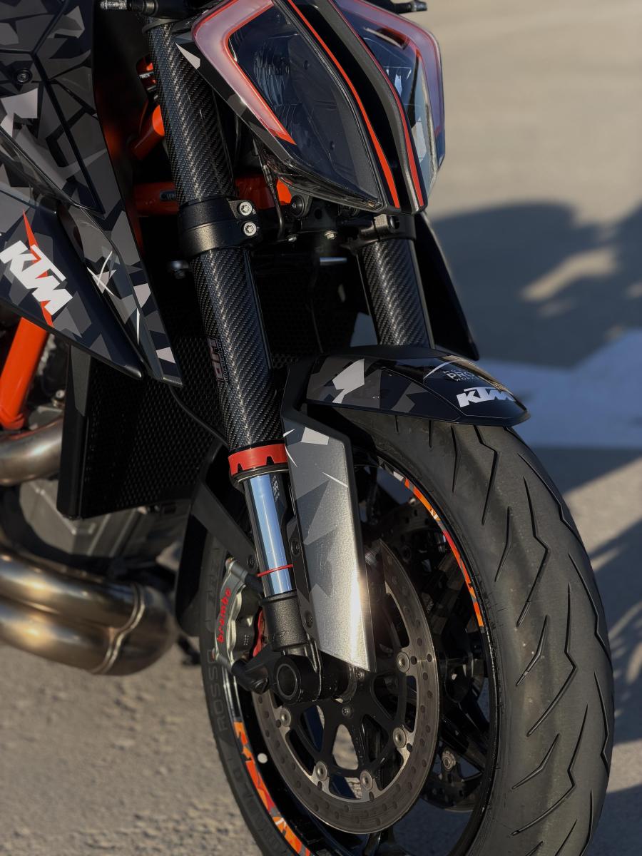 KTM 1290 Super Duke 2021 in Vilnius, with an engine capacity of 0.80 L and mileage of 3 thousand km for 12500 €, photo 16 on AUTOMOTO.COM.LV