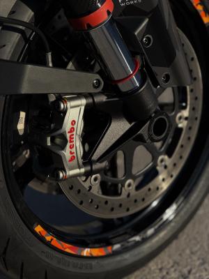 KTM 1290 Super Duke 2021 in Vilnius, with an engine capacity of 0.80 L and mileage of 3 thousand km for 12500 €, photo 17 on AUTOMOTO.COM.LV