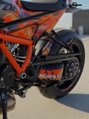 KTM 1290 Super Duke 2021 in Vilnius, with an engine capacity of 0.80 L and mileage of 3 thousand km for 12500 €, photo 20 on AUTOMOTO.COM.LV