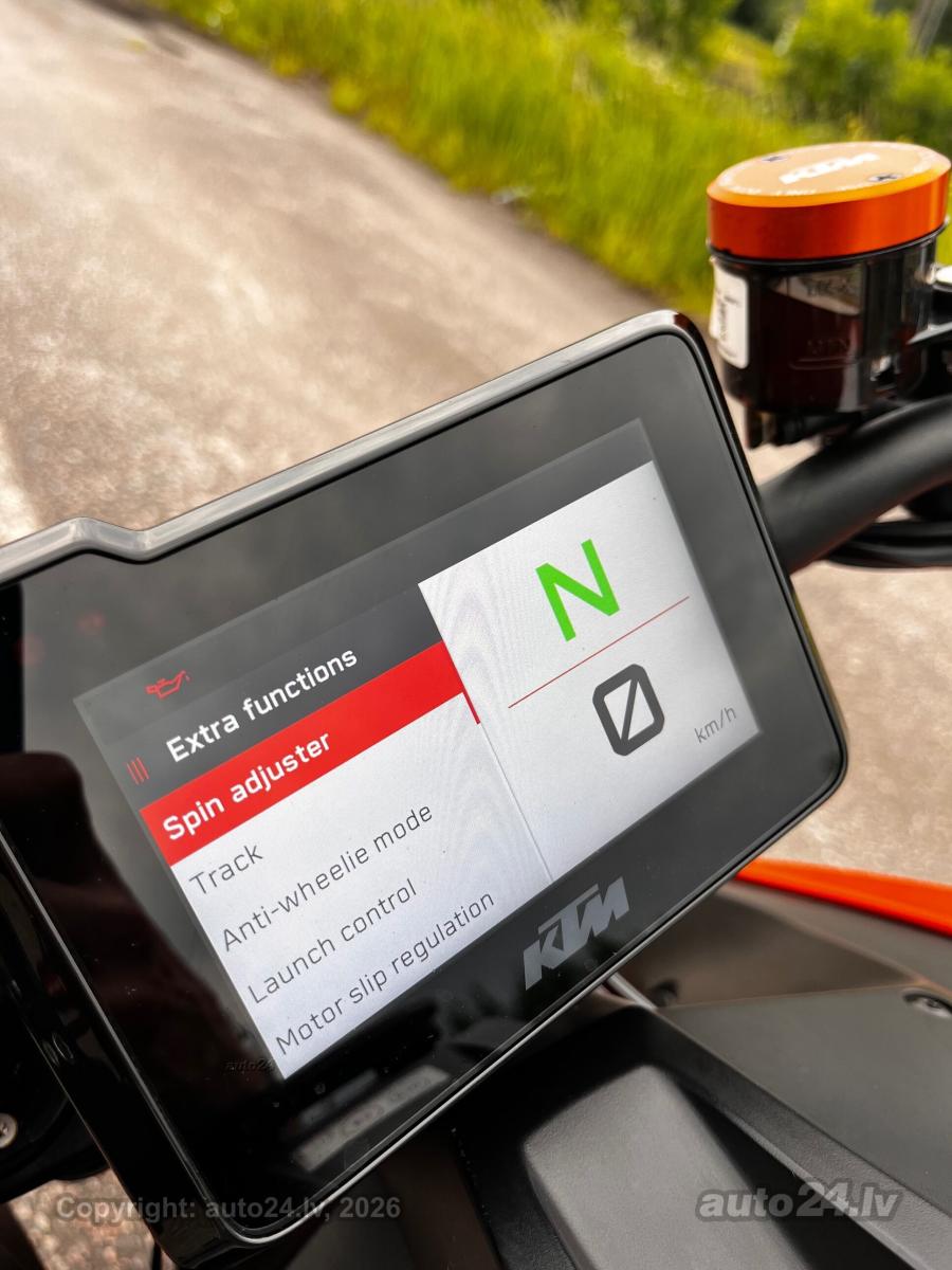 KTM 1290 Super Duke 2022 in Tallinn, with an engine capacity of 0.00 L and mileage of 18 thousand km for 12800 €, photo 9 on AUTOMOTO.COM.LV