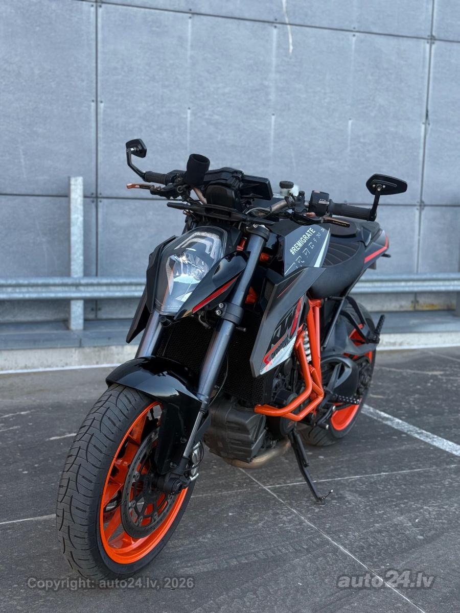 Oranžs KTM 1290 Super Duke 2015 Pērnava, ar dzinēja tilpumu 1.30 L un nobraukumu 37 tūkst. km par 6990 €, foto 7 vietnē AUTOMOTO.COM.LV