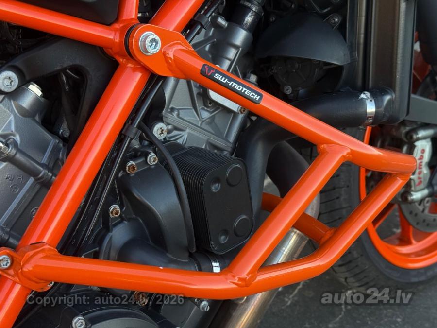 Oranžs KTM 1290 Super Duke 2015 Pērnava, ar dzinēja tilpumu 1.30 L un nobraukumu 37 tūkst. km par 6990 €, foto 11 vietnē AUTOMOTO.COM.LV