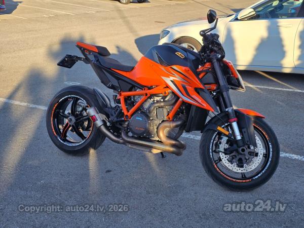 Orange KTM 1290 Super Duke 2021 in Tallinn, with an engine capacity of 1.30 L and mileage of 10 thousand km for 12200 €, photo 1 on AUTOMOTO.COM.LV