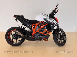 White KTM 1290 Super Duke 2019 in Rakvere, with an engine capacity of 1.30 L and mileage of 20 thousand km for 12490 €, photo 7 on AUTOMOTO.COM.LV